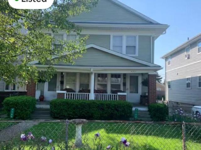 3 Br, 1 bath, Condo 4145 Southdixie Dr