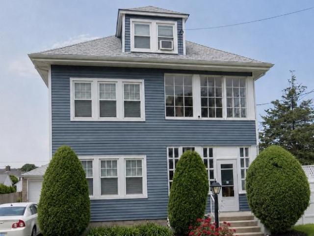 3 Br, 1 bath, Condo 41 43 Woodbine Street