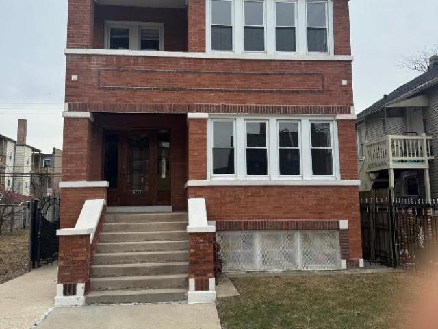 3 Br, 1 bath, Condo 4211 W 25th Place