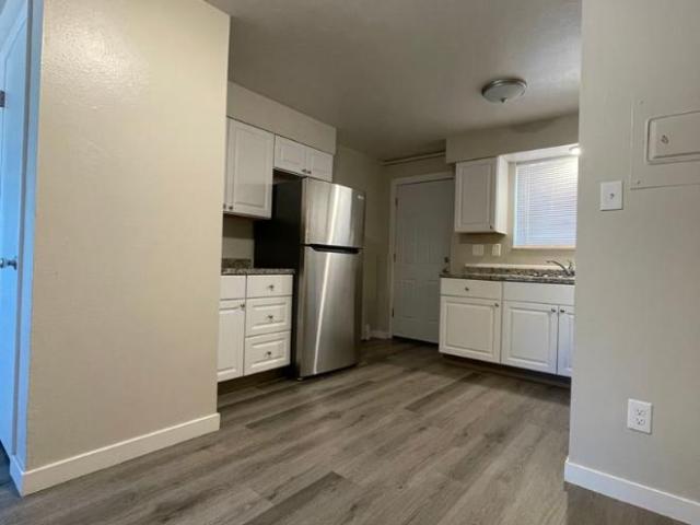 3 Br, 1 bath, Condo 4234 Forrest Hill Road