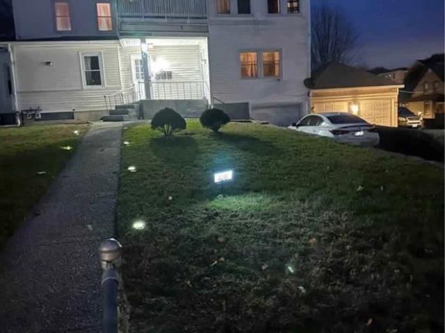 3 Br, 1 bath, Condo 428 Elm St