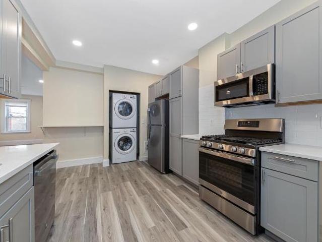 3 Br, 1 bath, Condo 44 Brackett Street