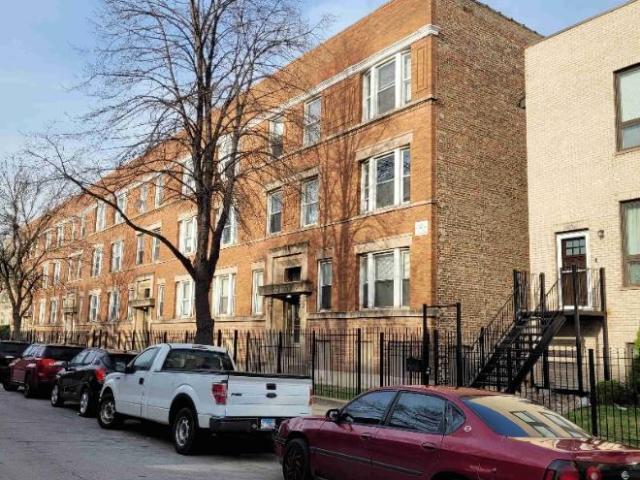 3 Br, 1 bath, Condo 4541 S Calumet Ave