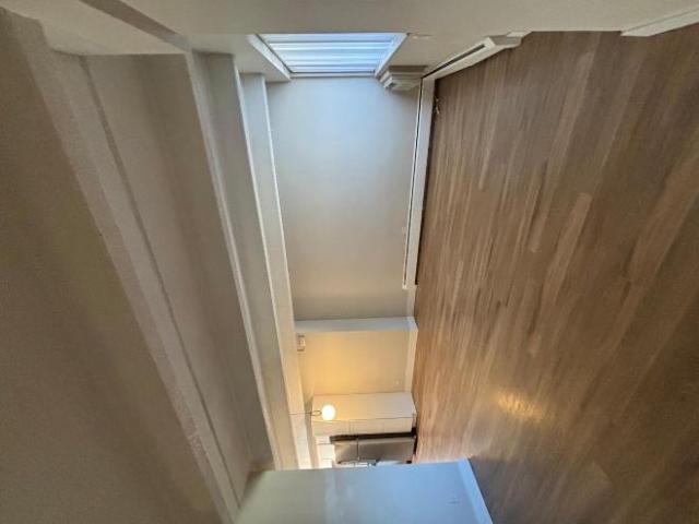 3 Br, 1 bath, Condo 4567 E Yale Ave