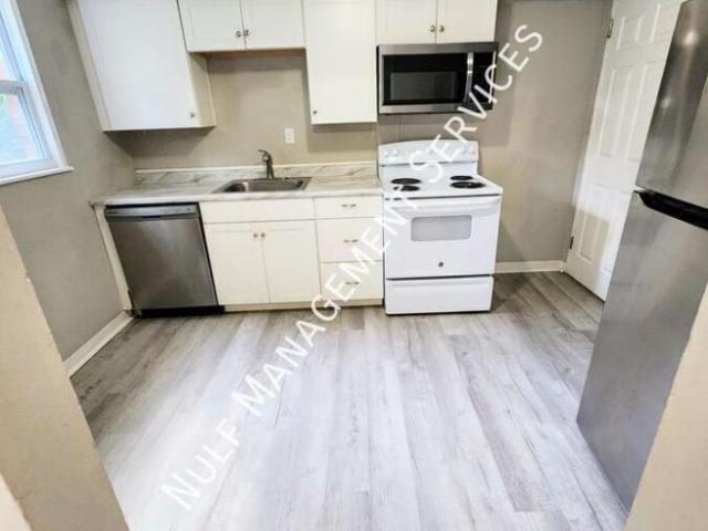 3 Br, 1 bath, Condo 456 Idlewood Road