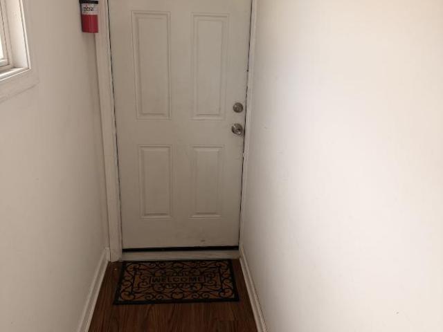 3 Br, 1 bath, Condo 4601 S Talman 2nd Fl