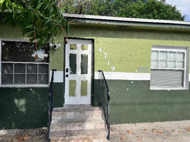 3 Br, 1 bath, Condo 4719 NW 32nd Ave