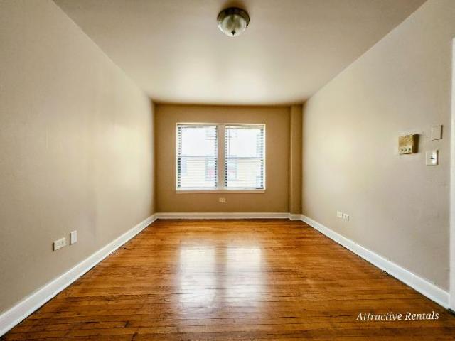 3 Br, 1 bath, Condo 4840 W Adams St