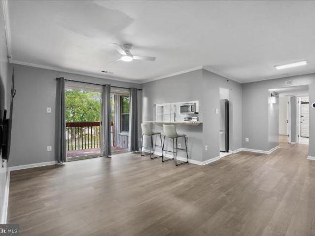 3 Br, 1 bath, Condo 4 Cedar Valley Pl