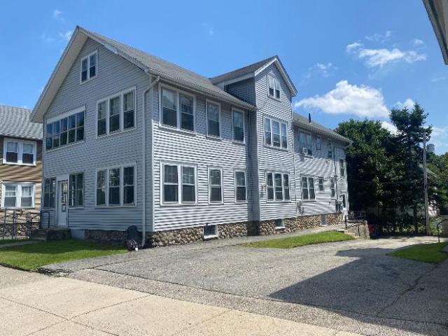 3 Br, 1 bath, Condo 4 Ruth St
