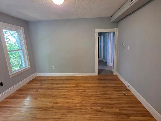 3 Br, 1 bath, Condo 53 Merrifield St