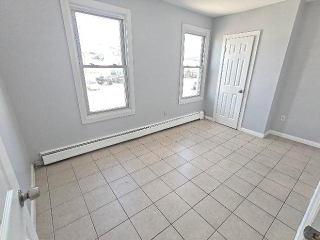 3 Br, 1 bath, Condo 53 Rosa Parks Blvd