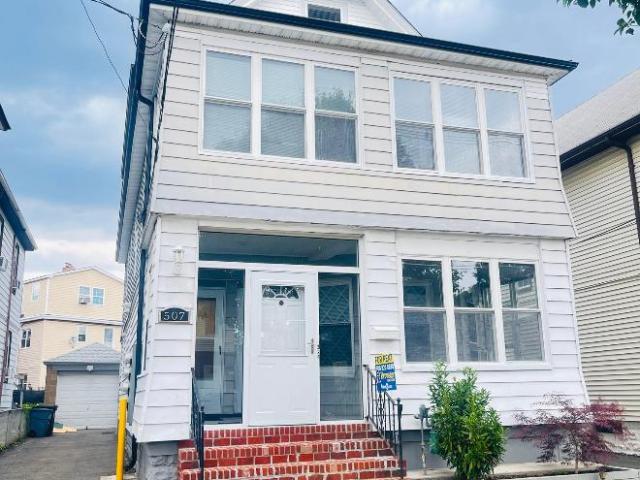 3 Br, 1 bath, Condo 507 West End Avenue