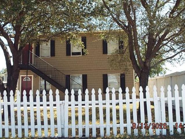 3 Br, 1 bath, Condo 508 W Baetz
