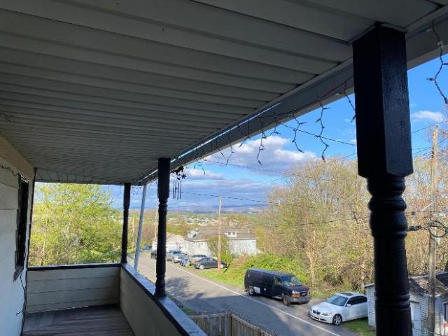 3 Br, 1 bath, Condo 50 Smith Row