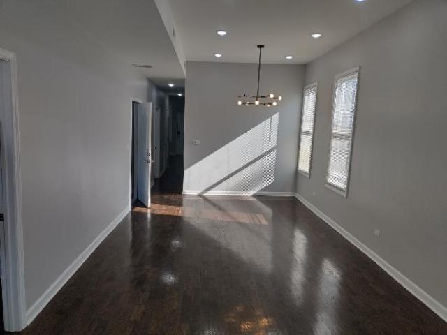3 Br, 1 bath, Condo 5207 South Bishop