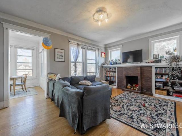 3 Br, 1 bath, Condo 5232 N Glenwood Ave