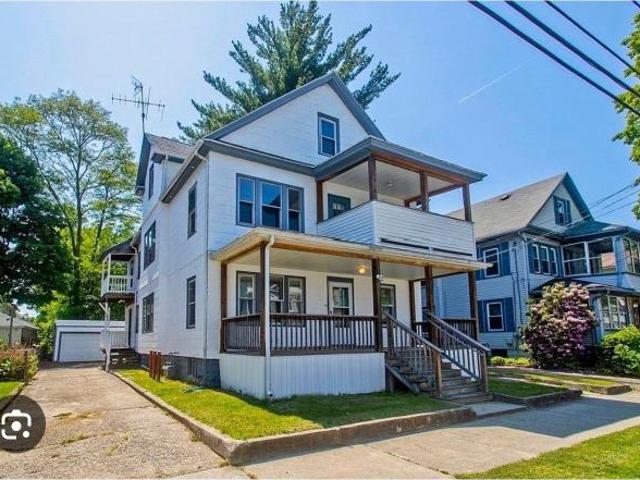 3 Br, 1 bath, Condo 52 Draper St