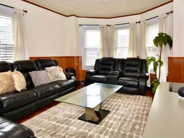 3 Br, 1 bath, Condo 52 Swift Street