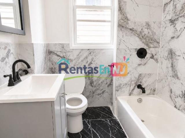 3 Br, 1 bath, Condo 55 Rose Terrace