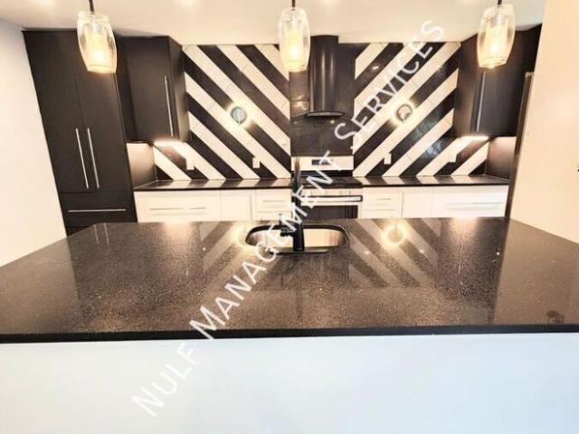 3 Br, 1 bath, Condo 5726 Butler Street