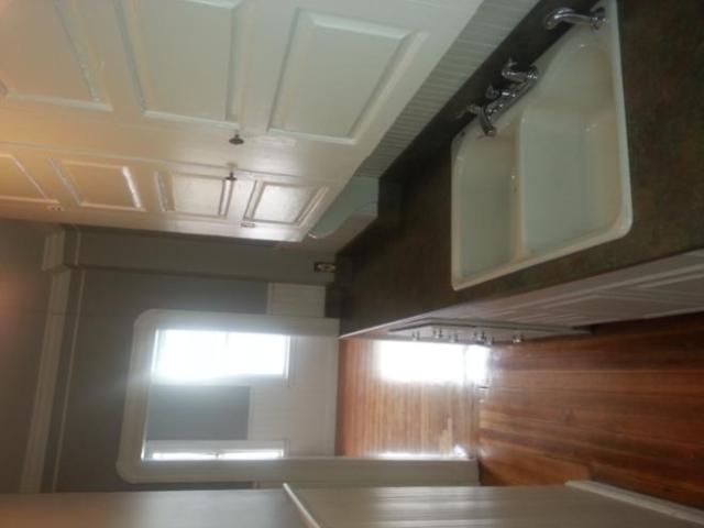 3 Br, 1 bath, Condo 5 7 Abbott Street