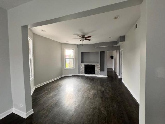 3 Br, 1 bath, Condo 620 N Kedzie Avenue