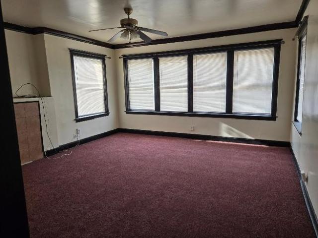 3 Br, 1 bath, Condo 6329 S Loomis #2