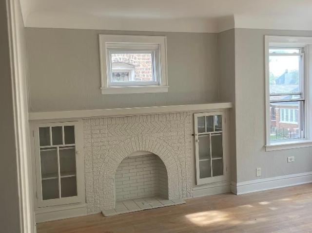 3 Br, 1 bath, Condo 6323 S Whipple St