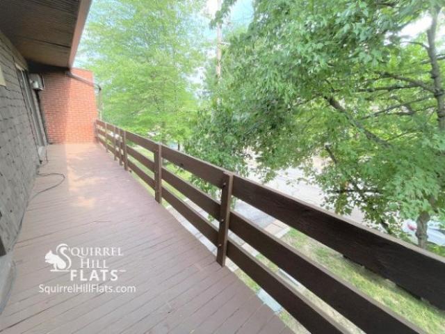 3 Br, 1 bath, Condo 6350 Forward Avenue