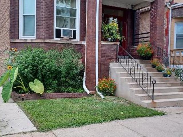 3 Br, 1 bath, Condo 6458 S Paulina St