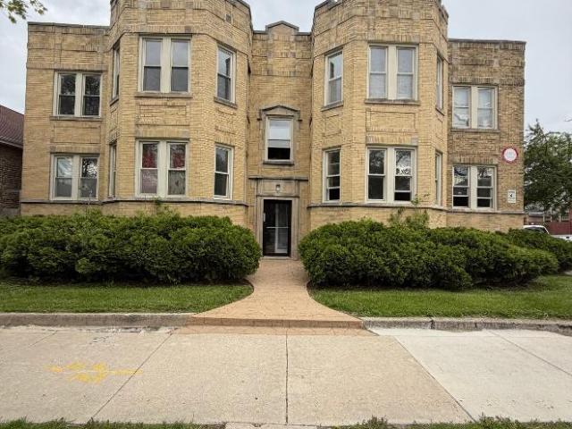 3 Br, 1 bath, Condo 6559 S Mozart St