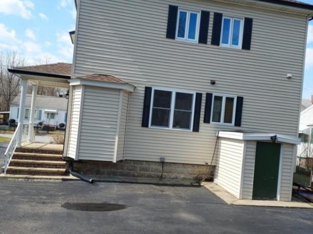 3 Br, 1 bath, Condo 65 Vaillancourt St