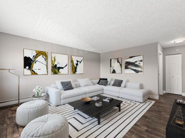 3 Br, 1 bath, Condo 65 N Kuner Rd