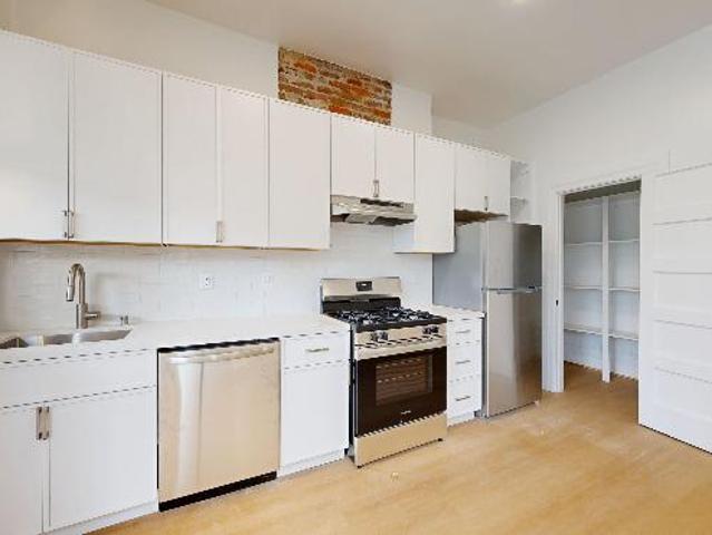 3 Br, 1 bath, Condo 676 Greenwich St