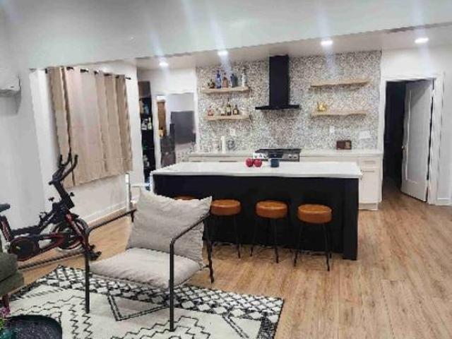 3 Br, 1 bath, Condo 706 E 81st Street