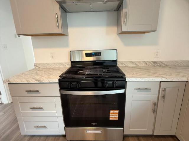 3 Br, 1 bath, Condo 70 Arlington St