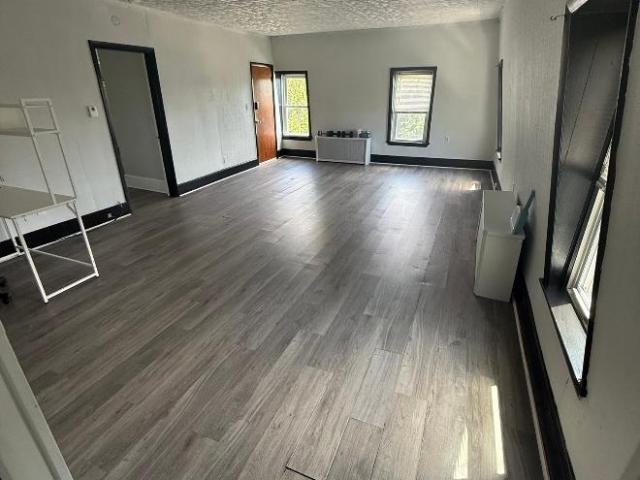 3 Br, 1 bath, Condo 70 Rowan St