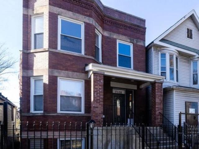 3 Br, 1 bath, Condo 7108 S Champlain Ave