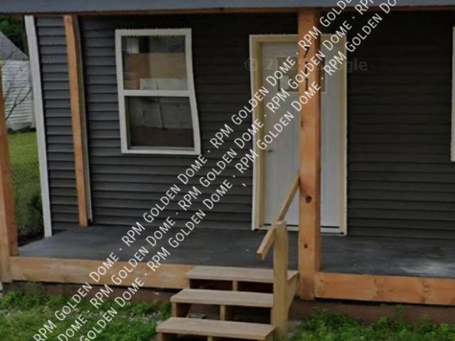 3 Br, 1 bath, Condo 711 Napier Street