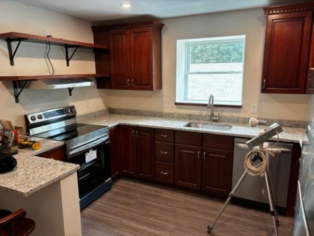 3 Br, 1 bath, Condo 72 Charles St