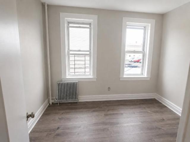3 Br, 1 bath, Condo 731 S 13th St