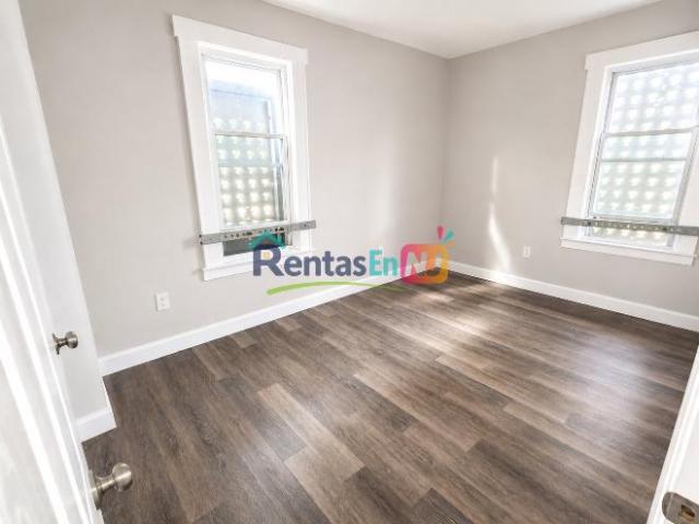 3 Br, 1 bath, Condo 78 Huntington Terrace