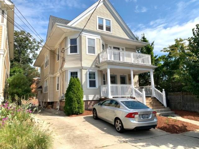 3 Br, 1 bath, Condo 78 Irving