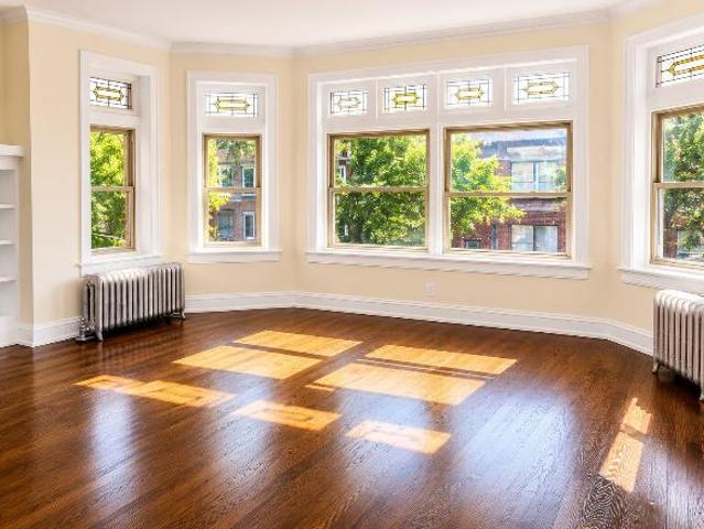 3 Br, 1 bath, Condo 7943 S Vernon Ave