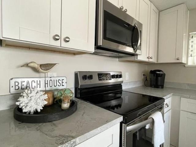 3 Br, 1 bath, Condo 7 Duston Ave