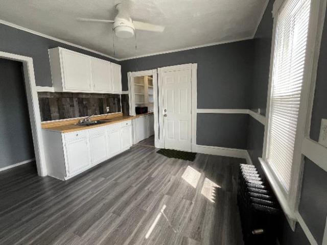 3 Br, 1 bath, Condo 7 Ledyard St