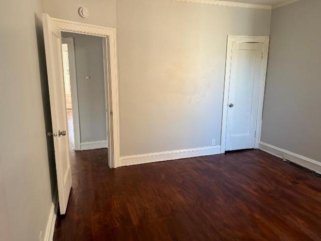 3 Br, 1 bath, Condo 8017 S Eberhart Ave