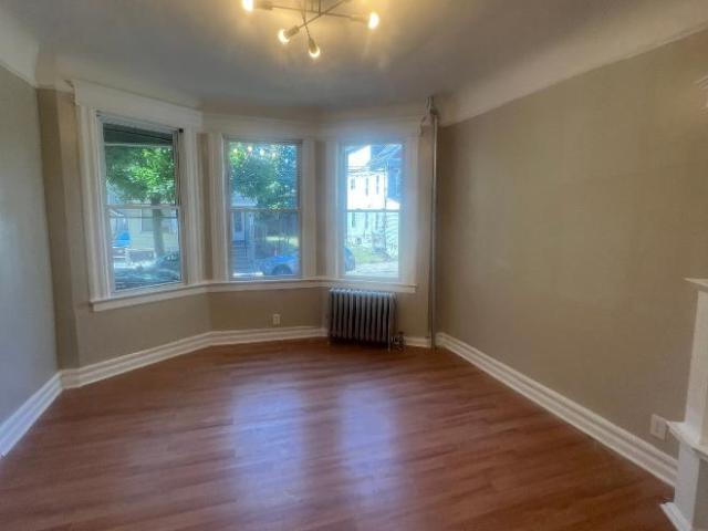 3 Br, 1 bath, Condo 810 S 16th St