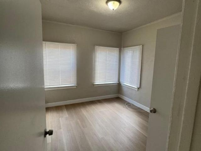 3 Br, 1 bath, Condo 811 W 43 Street
